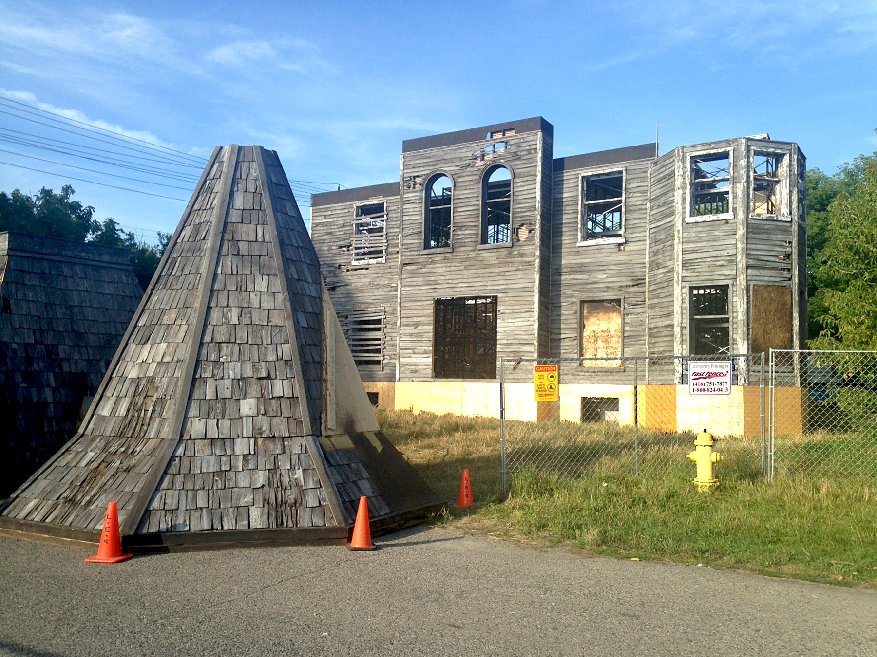 Residence Evil: Stephen King ‘It’ house constructed in Oshawa