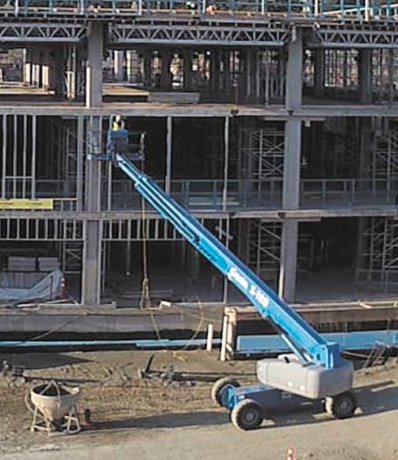 Two B.C. hospitals use new column-hung system