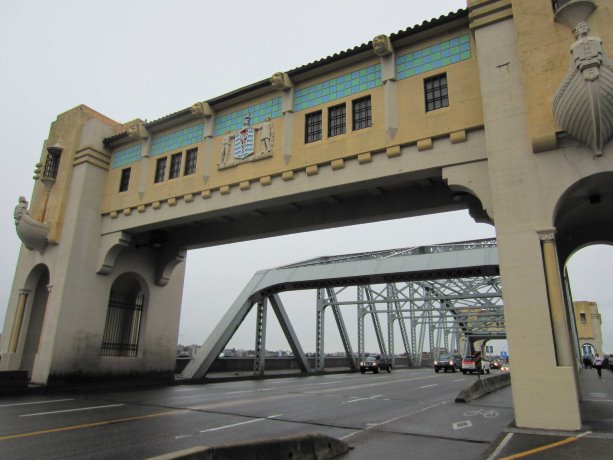 PHOTO: Burrard Bridge wins sustainability award