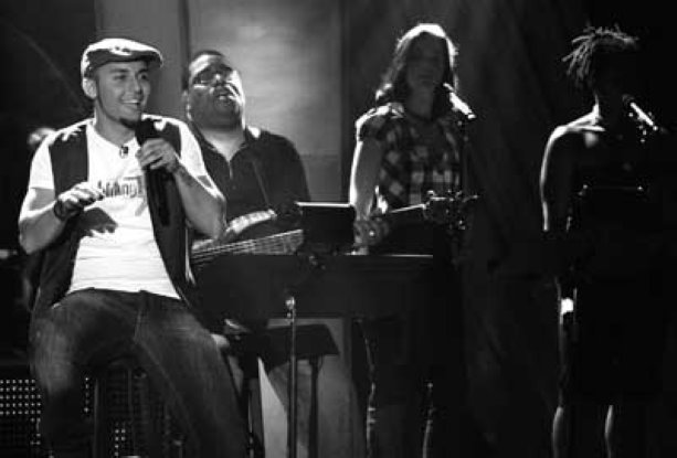 Idol contestant credits construction for helping build his career
