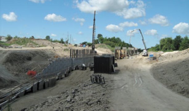 Overpass construction in London, Ontario replaces one-lane rail bridge