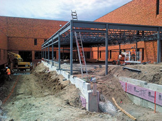 Order in the court: temporary steel courtroom bolsters Barrie Courthouse