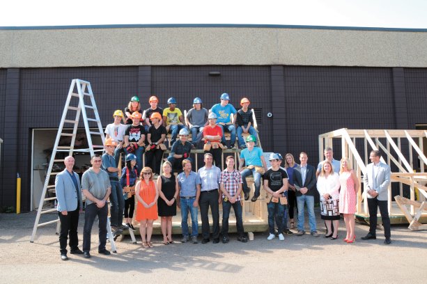 Edmonton students go to construction boot camp