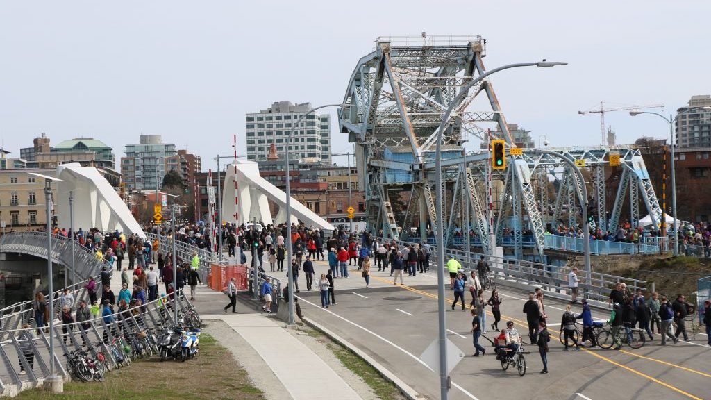 New Johnson Street Bridge opens in Victoria