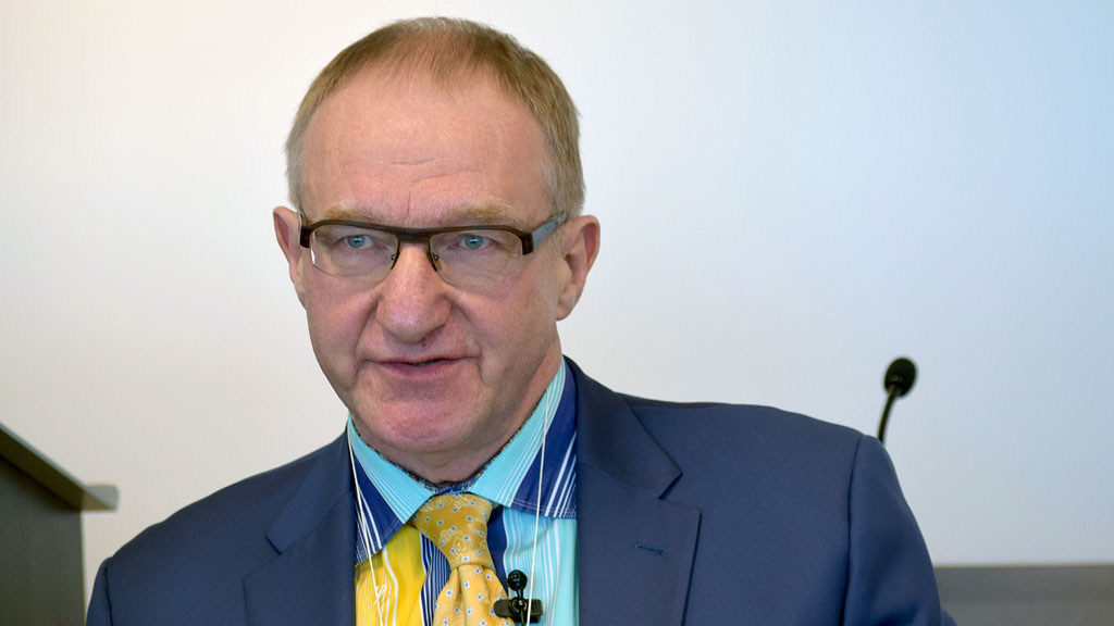 Lien master urges better construction contracts