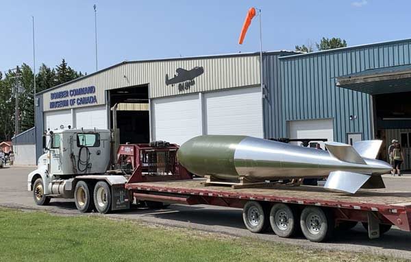 Bombs away: Alberta woodworkers deliver Grand Slam bomb replica to target