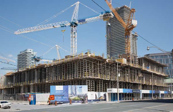 PHOTO: Queens Quay Construction