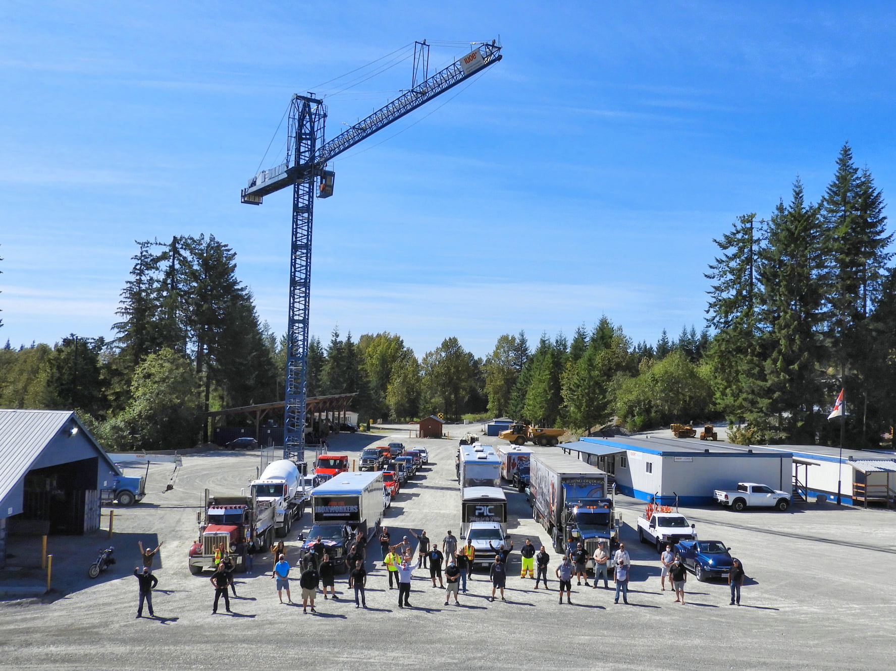 SLIDESHOW: BC Building Trades honour workers during convoy