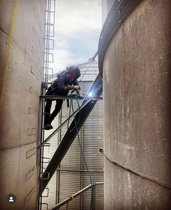 On-stage to onsite: Padolina trades in dancing shoes for work boots