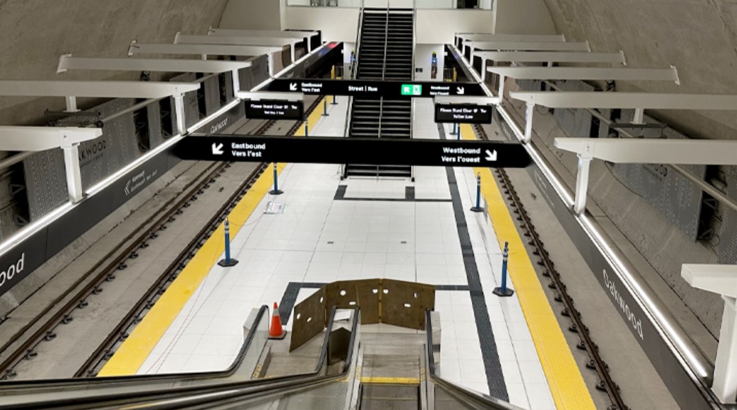 Cheering crowds mark opening of Toronto's long-delayed Eglinton ...